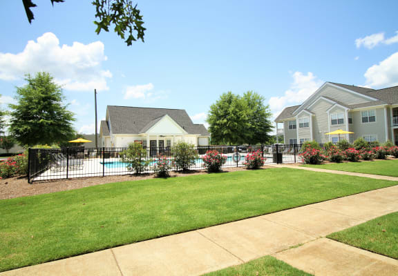 Maple Village Apartments | Apartments in Pell City, AL