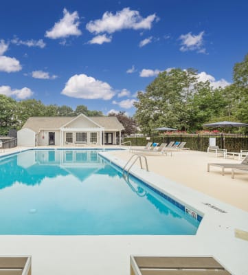 Southwest Raleigh Apartments | The Summit at Avent Ferry