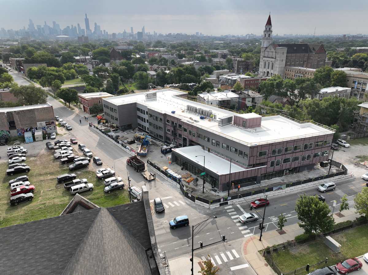 Photos and Video of Fifth City Commons in Chicago, IL