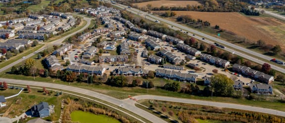 Maple Grove Villas | Apartments in West Des Moines, IA