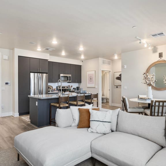 Reflect at Dobson Ranch | Apartments For Rent in Mesa, AZ | Weidner