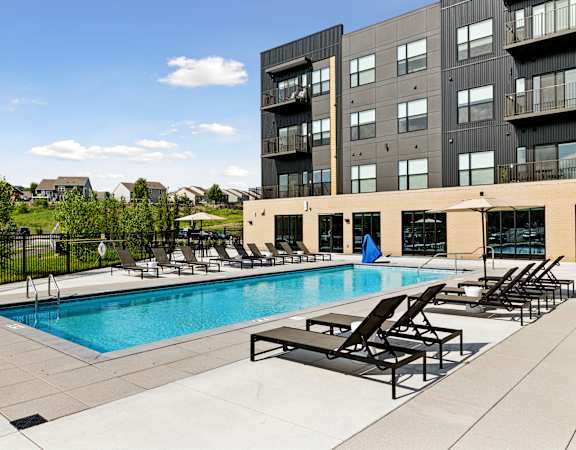 The Blakeley | Apartments in Shakopee, MN