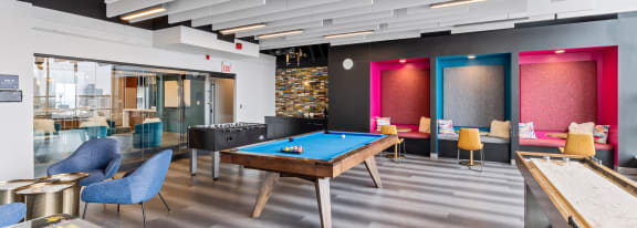 K Square | Apartments in Chicago, IL