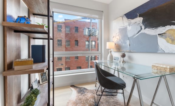 Portrait | Apartments in Chicago, IL