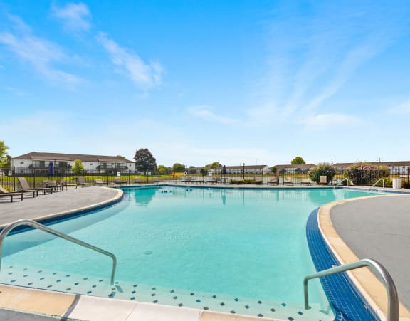Lake Castleton | Apartments in Indianapolis, IN