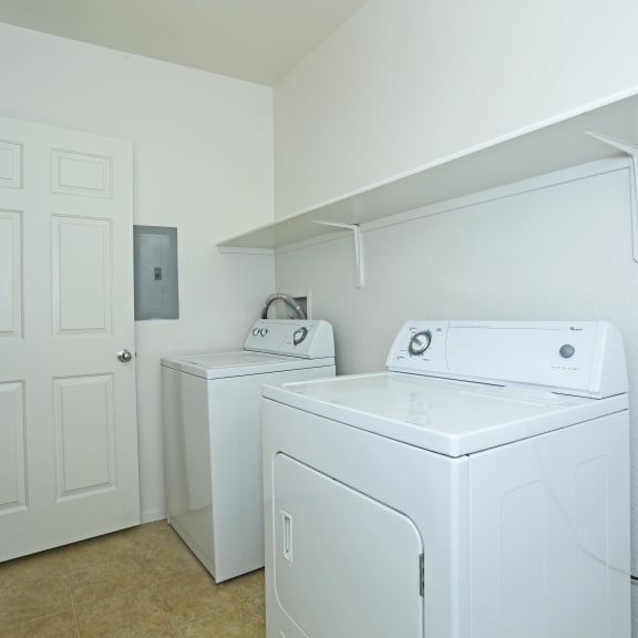 Palmilla Townhomes | Apartments in North Las Vegas, NV