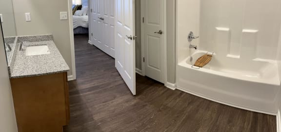 Cardinal Ridge Apartments | Apartments in Simpsonville, KY