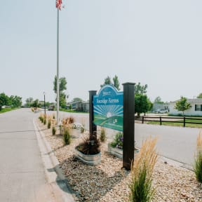 Foxridge Farm | Apartments in Aurora, CO | RENTCafe