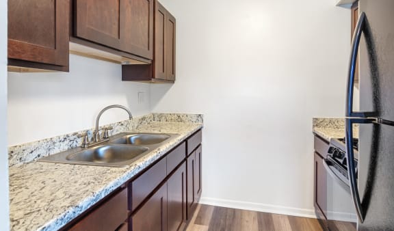 Mercury West Apartments | Apartments in Hampton, VA