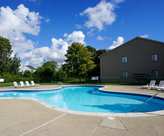 Garfield Commons | Apartments in Clinton Twp, MI