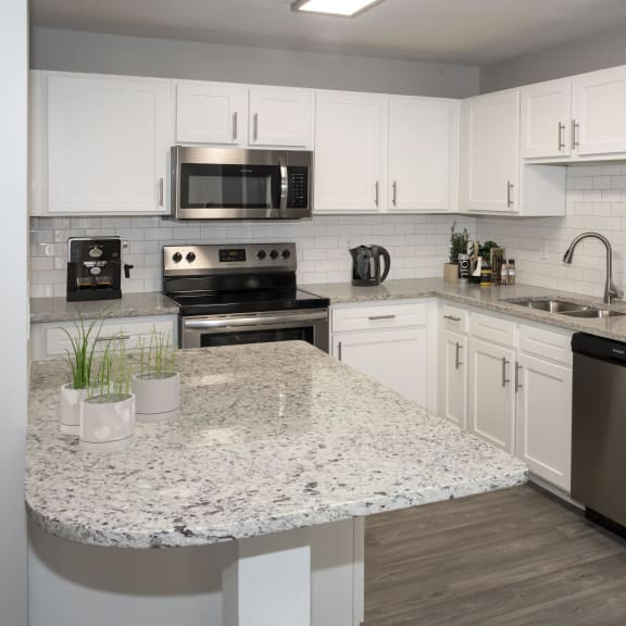 Quarry Ridge Apartments | Apartments in Rochester, MN