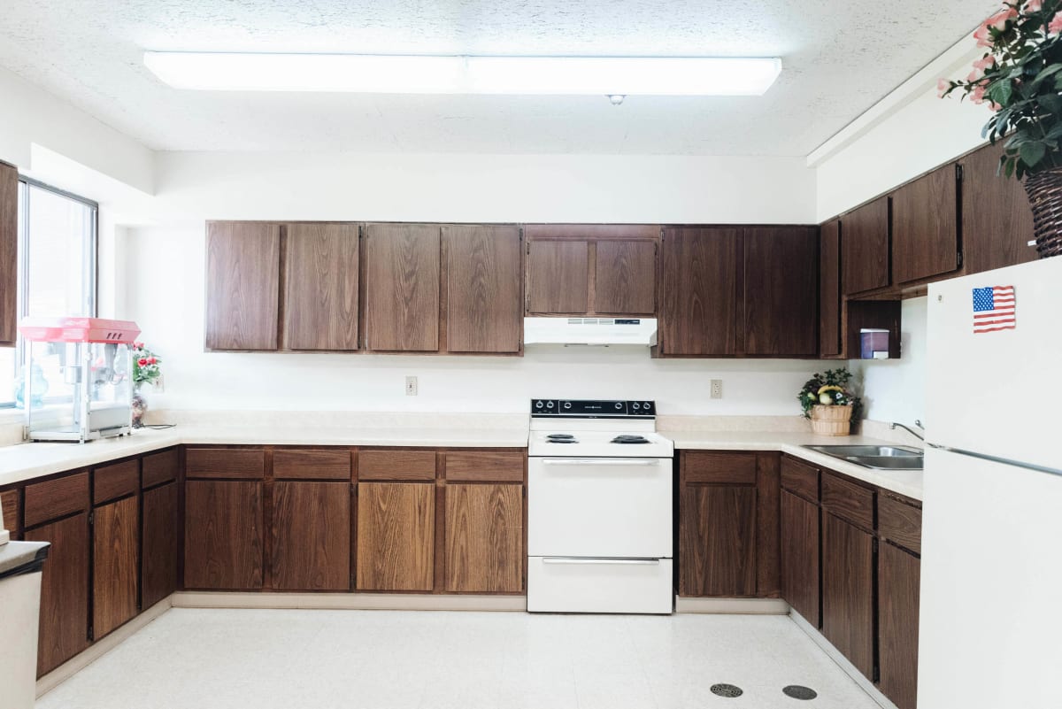 Photos and Video of Hammond Elderly in Hammond, IN