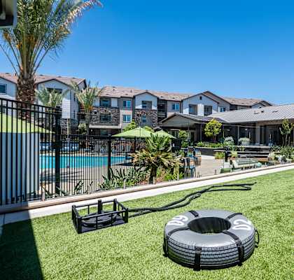 Porter Ranch Apartments | The Vineyards Apartments