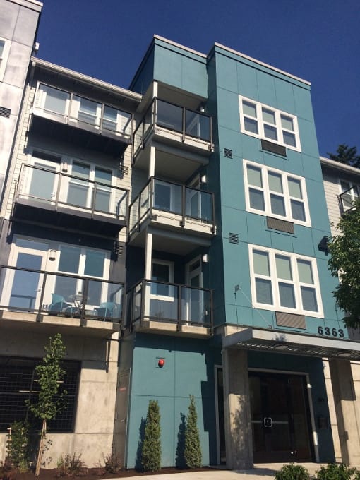 Portland Apartments for Rent | Commons at Sylvan Canyon