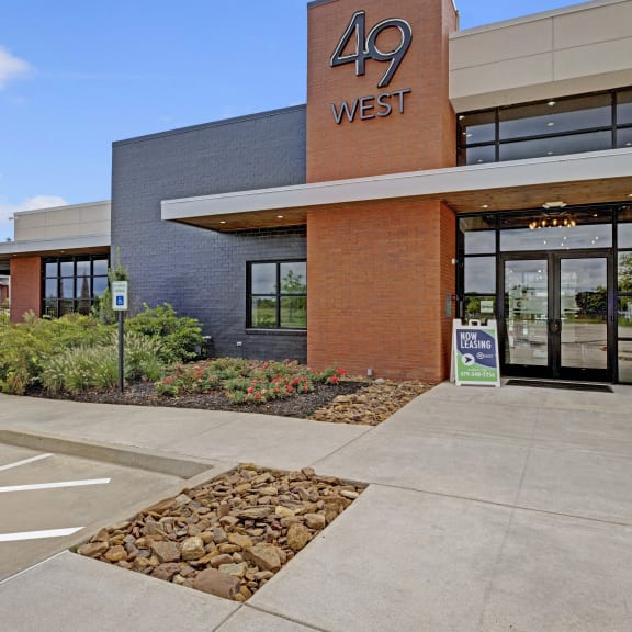 49 West Apartments in Central Benton County – 400 Dodson Road ...