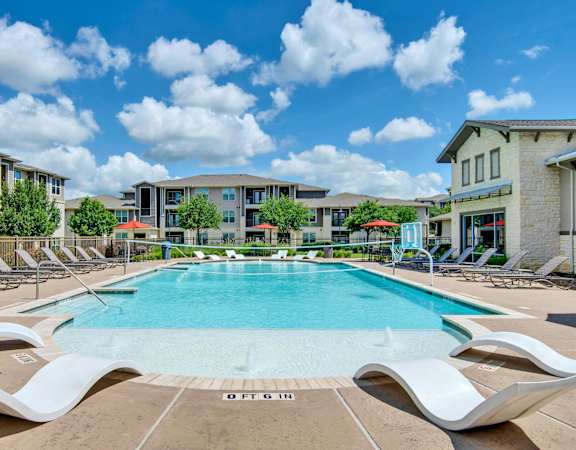 The Bend At Crescent Pointe