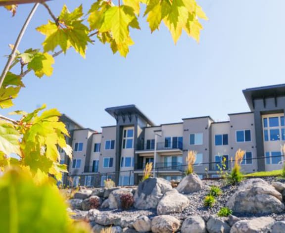 Soleil Lofts Apartments | Furnished Suites