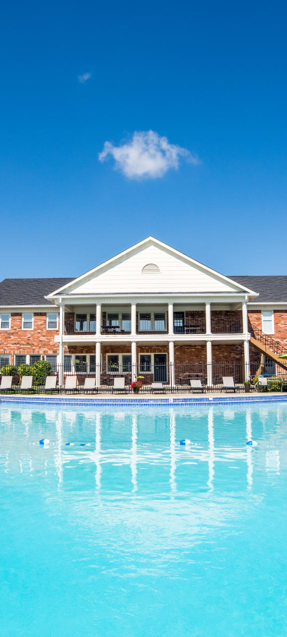 Lake Castleton | Apartments in Indianapolis, IN