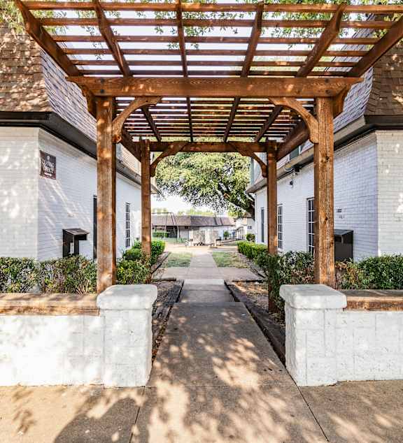 Legacy Lofts | Apartments in Dallas, TX