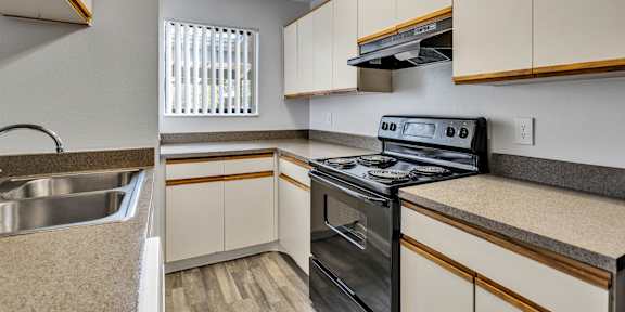 Windover Oaks | Apartments in Titusville, FL