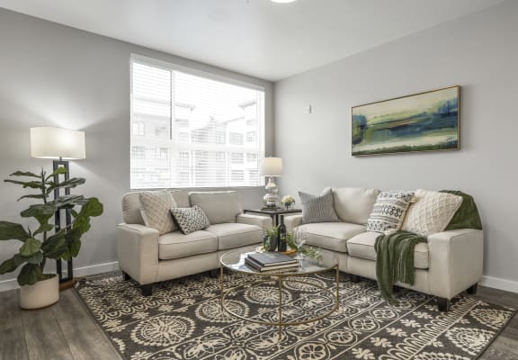 Tacoma, WA Apartments | Pacific Ridge Apartments | Home