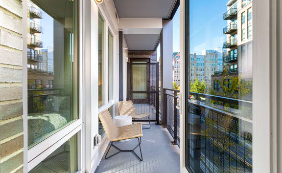 The Grayson | Apartments in Alexandria, VA