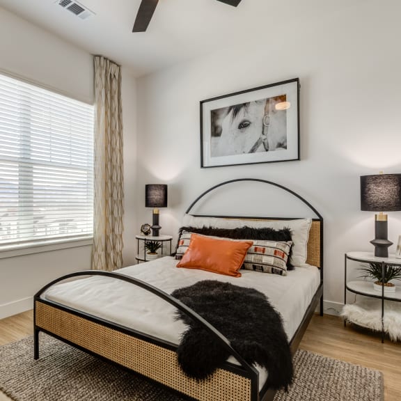 Luxury Apartments Colorado Springs | Jasper at Victory Ridge