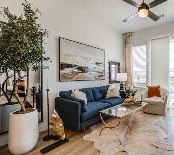 Luxury Apartments Colorado Springs | Jasper at Victory Ridge