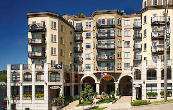 Metro on First | Apartments in Seattle, WA