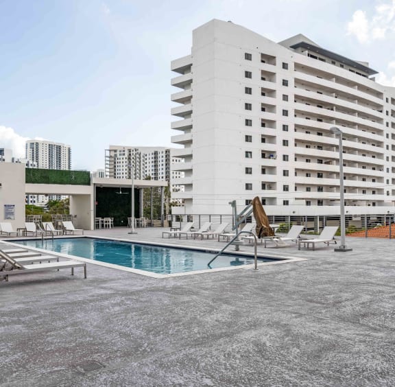 Luxury Downtown Miami Apartments for Rent | Riverview One