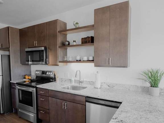 Riley | Apartments in Richfield, MN