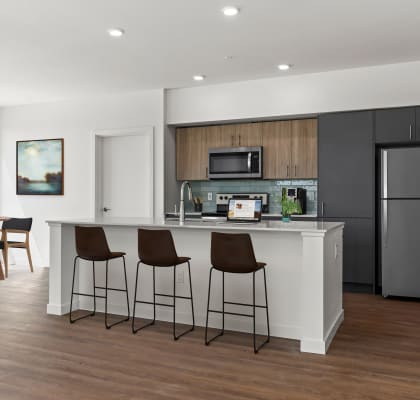 Apartments in Redmond, WA | Cru at Willows 124 | Home