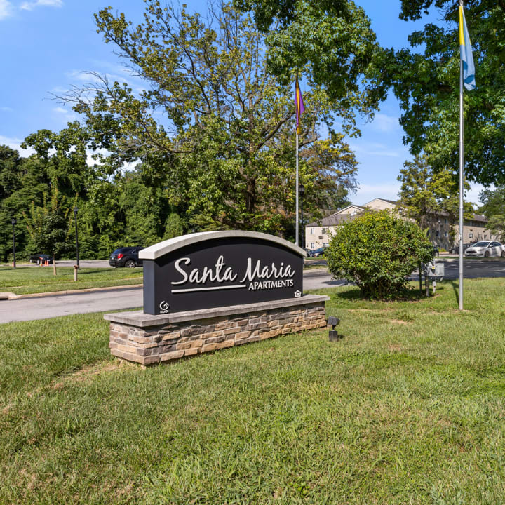 Photos and Video of Santa Maria Apartments in Hazelwood, MO