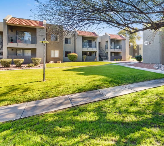 Saddle Ridge Apartments in Oro Valley, AZ