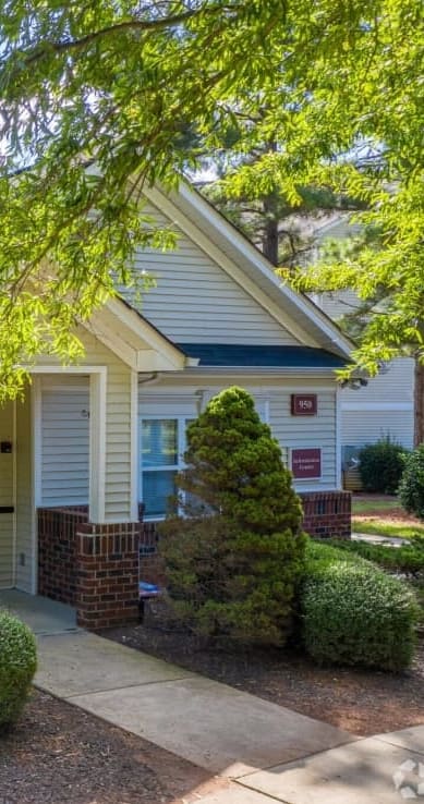 Stone Gate | Apartments in Charlotte, NC