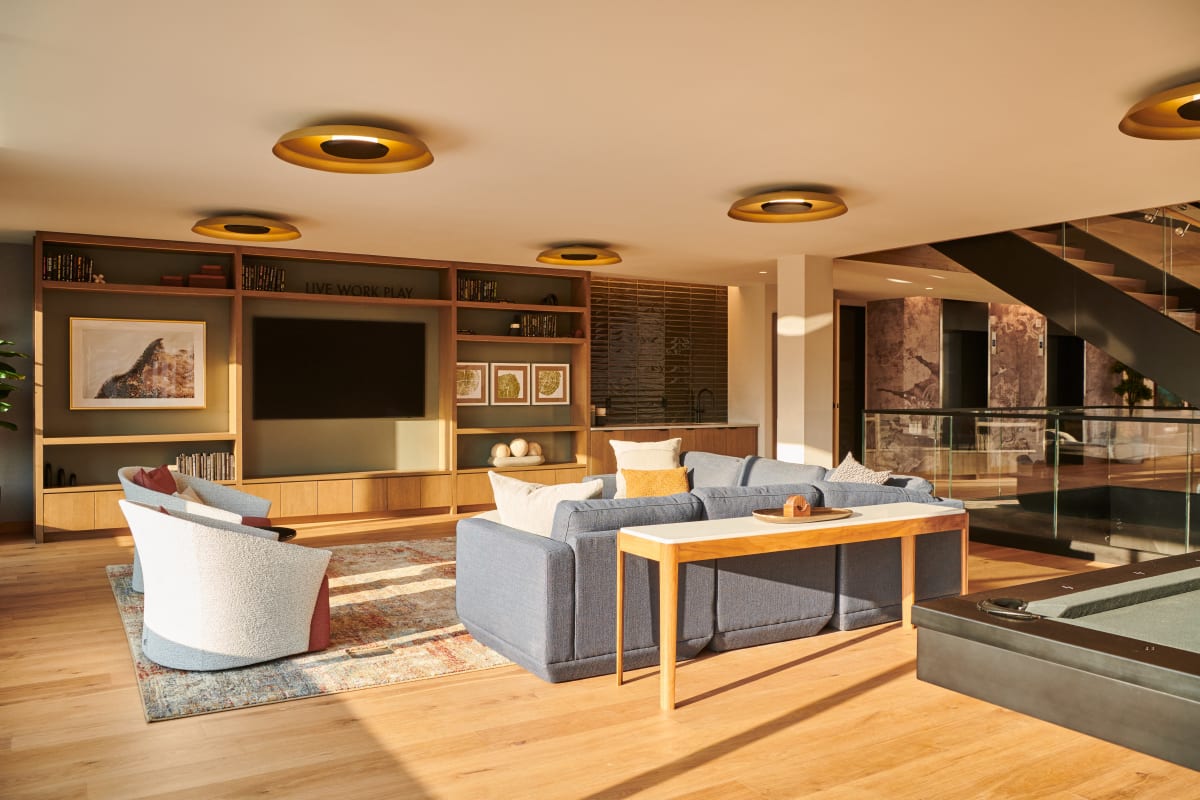 Luxury Apartments in Burlington, MA | Life Time Living Burlington