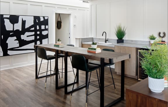 Aspire Columbia Ridge | Apartments in Portland, OR