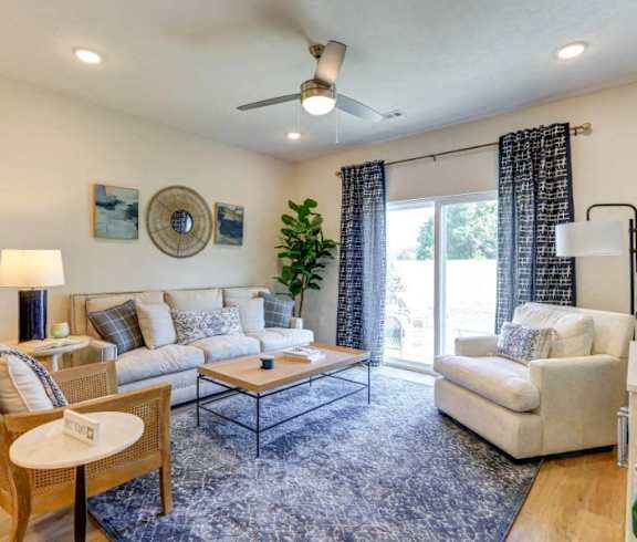 The Villas at Brookview | Apartments in Brook Park, OH