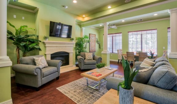 Lake Forest | Apartments in Humble, TX