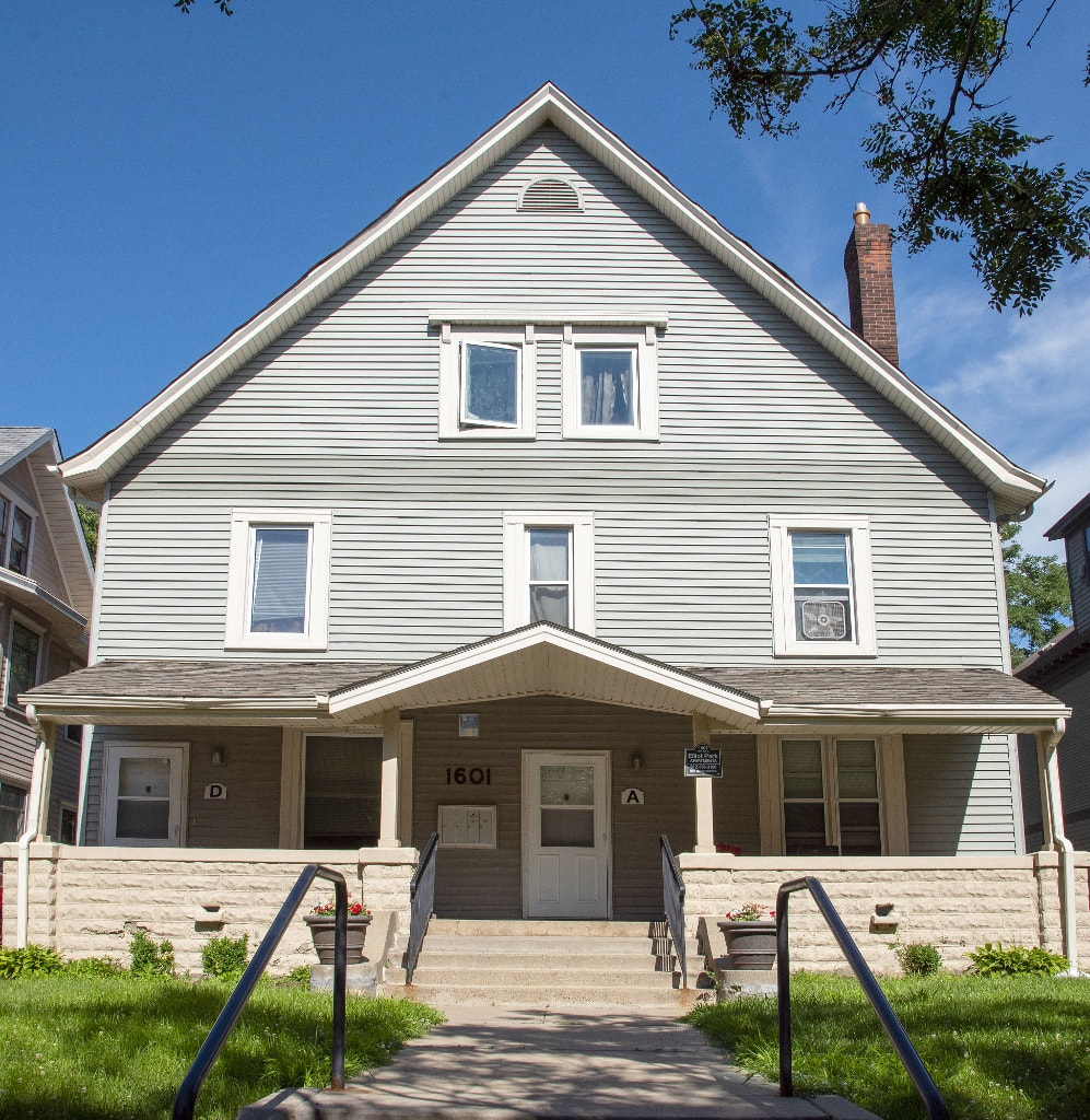 Photos and Video of Elliot Park Apartments in Minneapolis, MN
