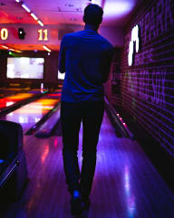 Neon Local | Apartments in South Denver | South Broadway Apartments