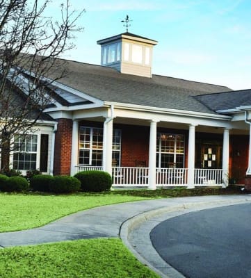 Assisted Living in Wilmington, NC | Spring Arbor Living
