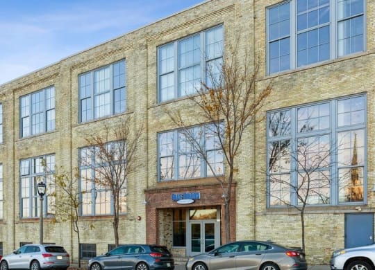 Photos and Video of Blue Ribbon Lofts in Milwaukee, WI