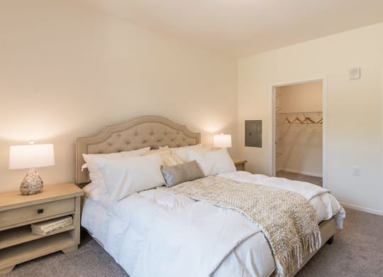 Low Income Apartments for Rent in Decatur, GA | The Meridian