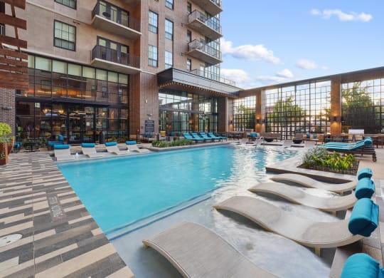 Luxury Apartment Rentals in Downtown Dallas | The Case Building