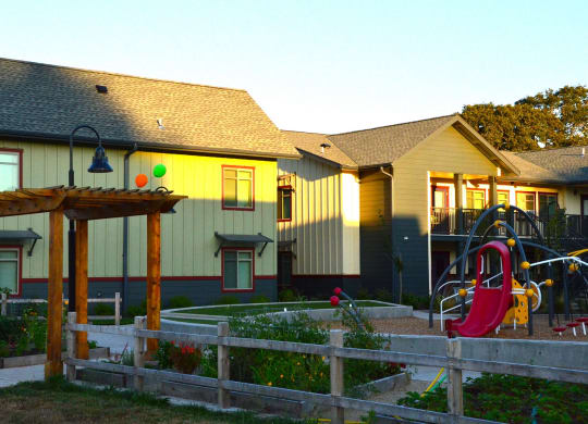 Photos and Video of Willakenzie Crossing in Eugene, OR