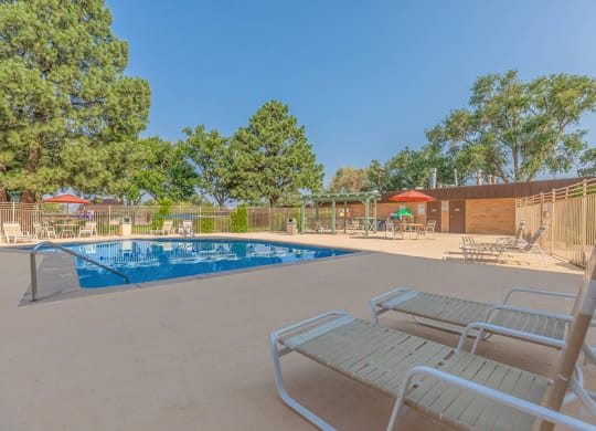 Photos and Video of Los Altos Towers in Albuquerque, NM