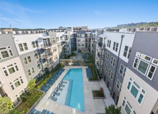 Photos and Video of Cameron Square in Alexandria, VA