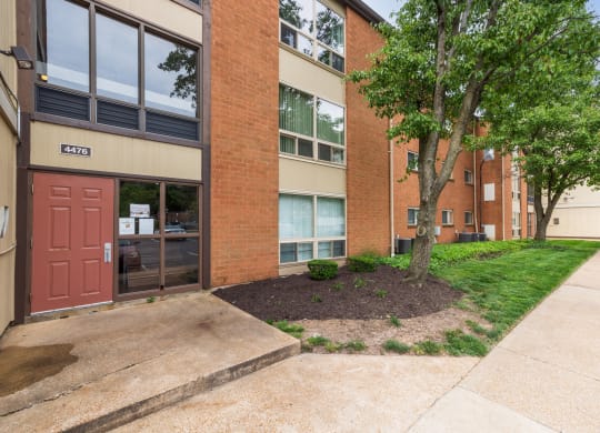 Photos and Video of West End Terrace in St. Louis, MO