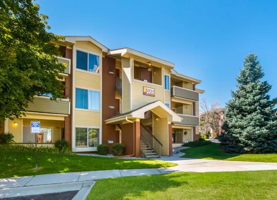 Apartments in Colorado Springs | Heritage at Hidden Creek